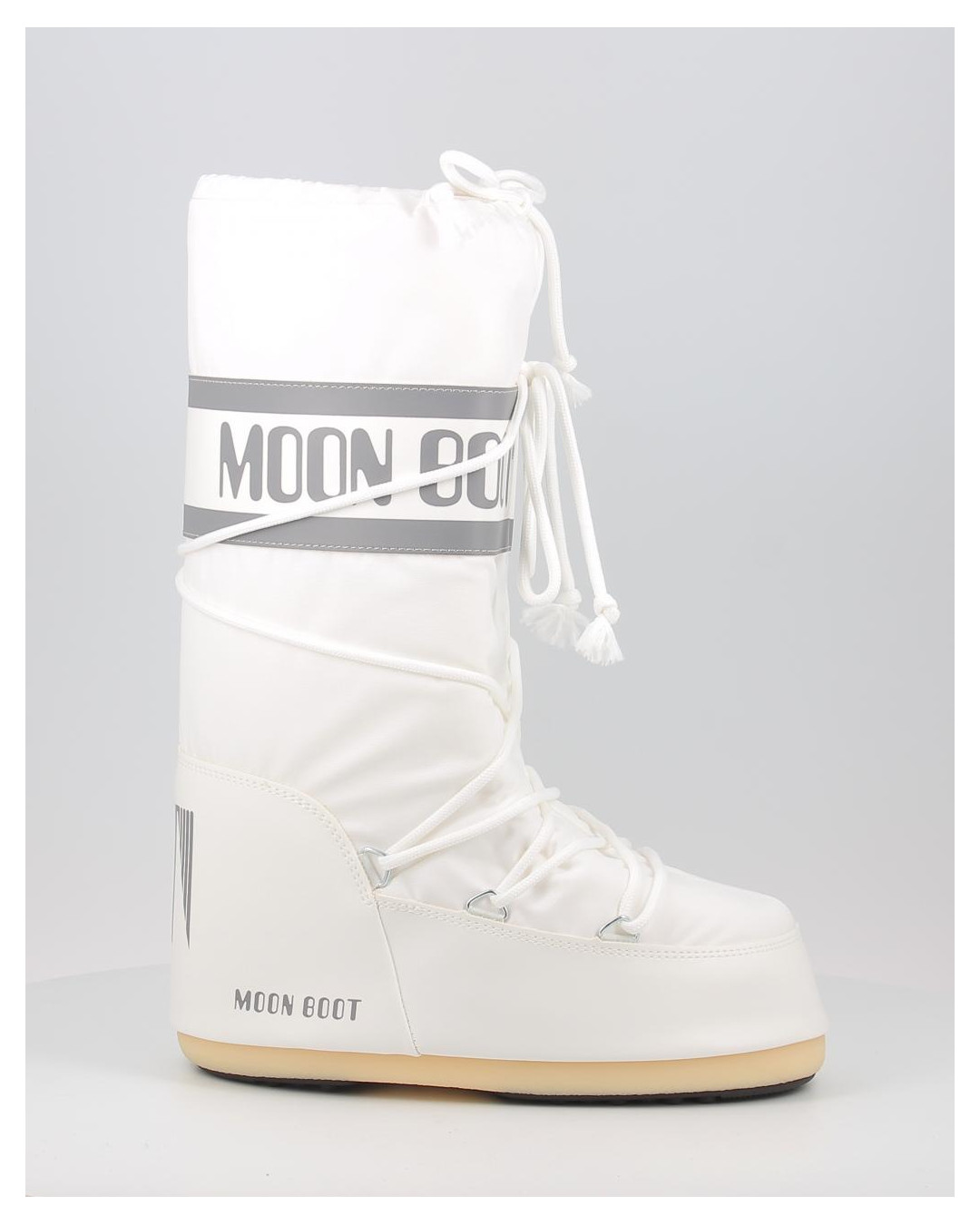 Botas MOON BOOT MB ICON NYLON blanco. Zapatos Obi